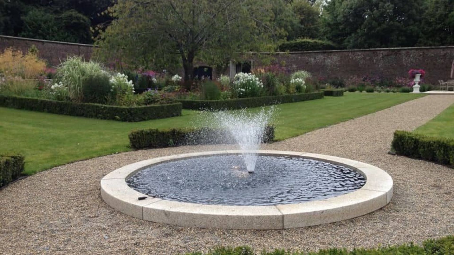 Step-by-Step guide to new Water Features installation services