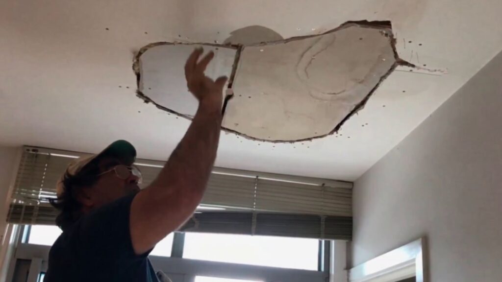 Navigating Flood Aftermath: Your Guide to Bathroom Damage Repair